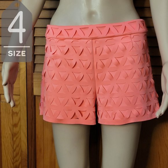 Lilly Pulitzer | Shorts | Lilly Pulitzer Triangle Cutout Shorts | Poshmark
